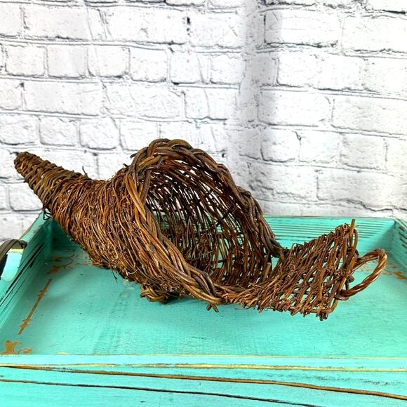 House of Lloyd | Holiday | Vintage Rustic Wicker Cornucopia Horn Of ...